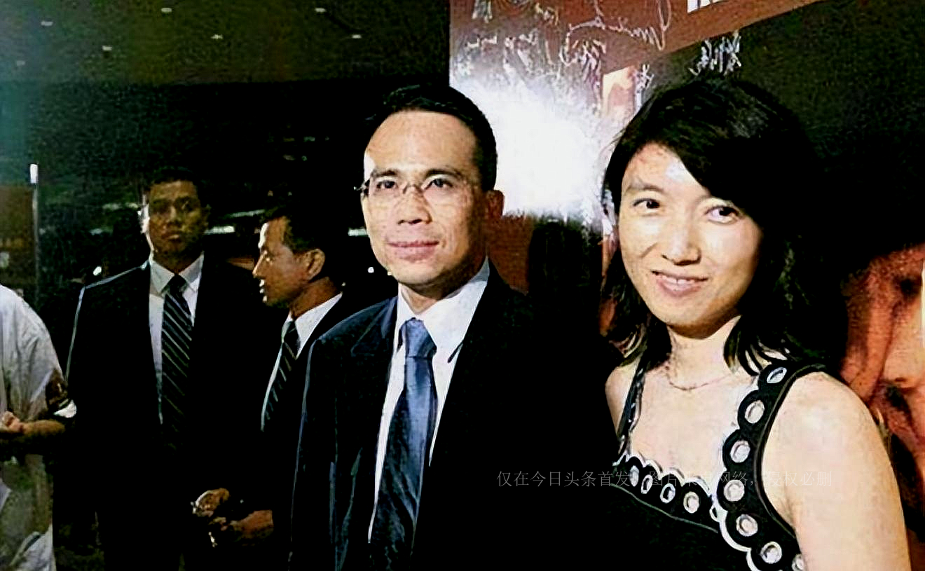 Carina Lau spent 10,000 to do her hair, and Li Zeju's wife dressed up like an aunt, but she ...