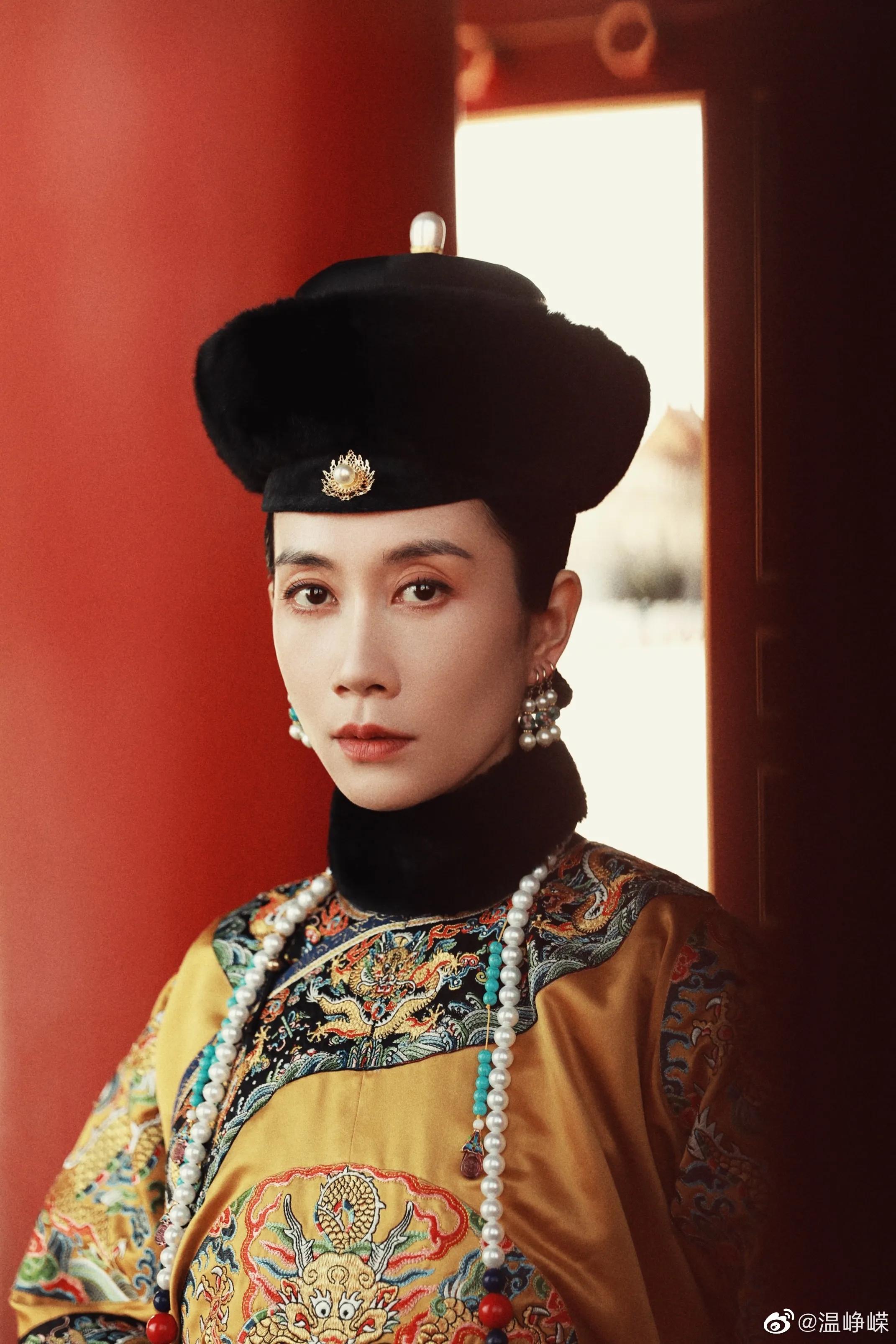 44-year-old Wen Zhengrong guest starred in "Big Yu'er", dressed in a ...