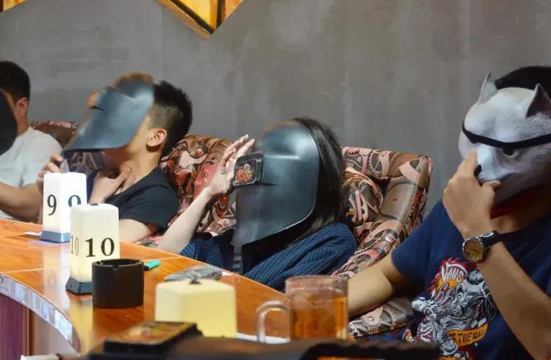 The script killing APP software can give full play to the advantages of ...