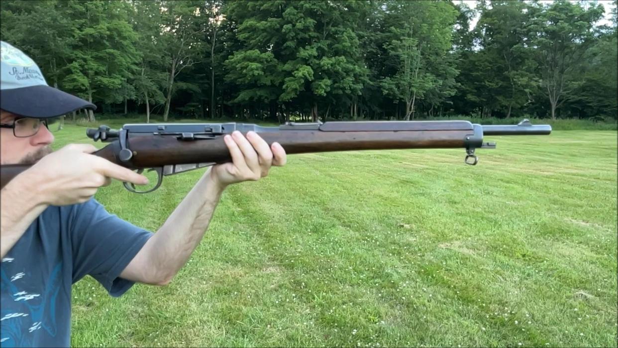 It is the standard rifle of the New Zealand Army and participated in ...