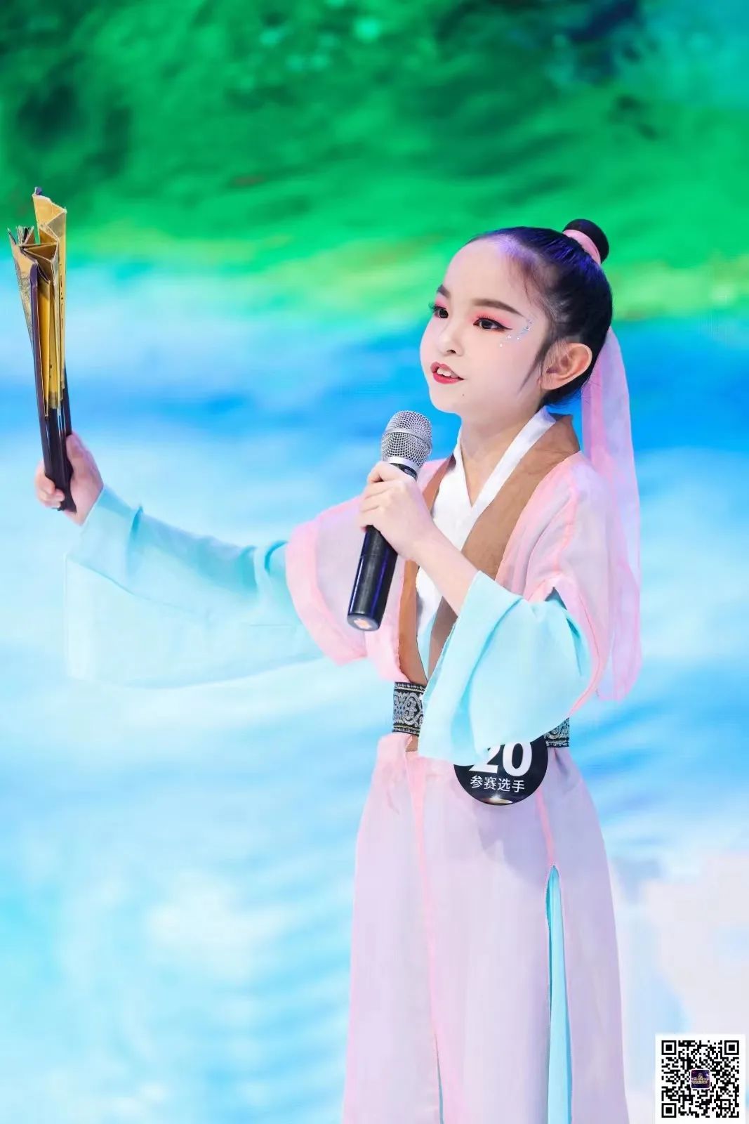 Wu Xinyi: Every time I sing, I express my true feelings - iMedia