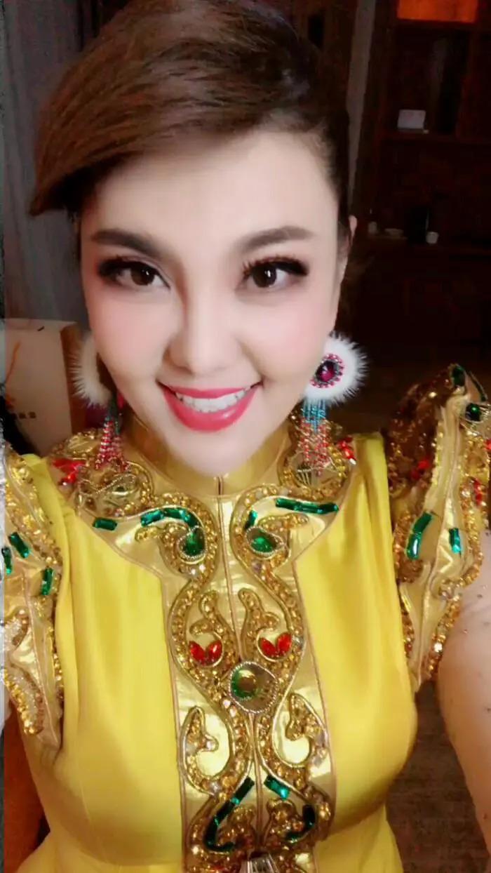 Ulan Tuya and Ulan Toya, who is the best singer in "The Horse Rod"?Who ...