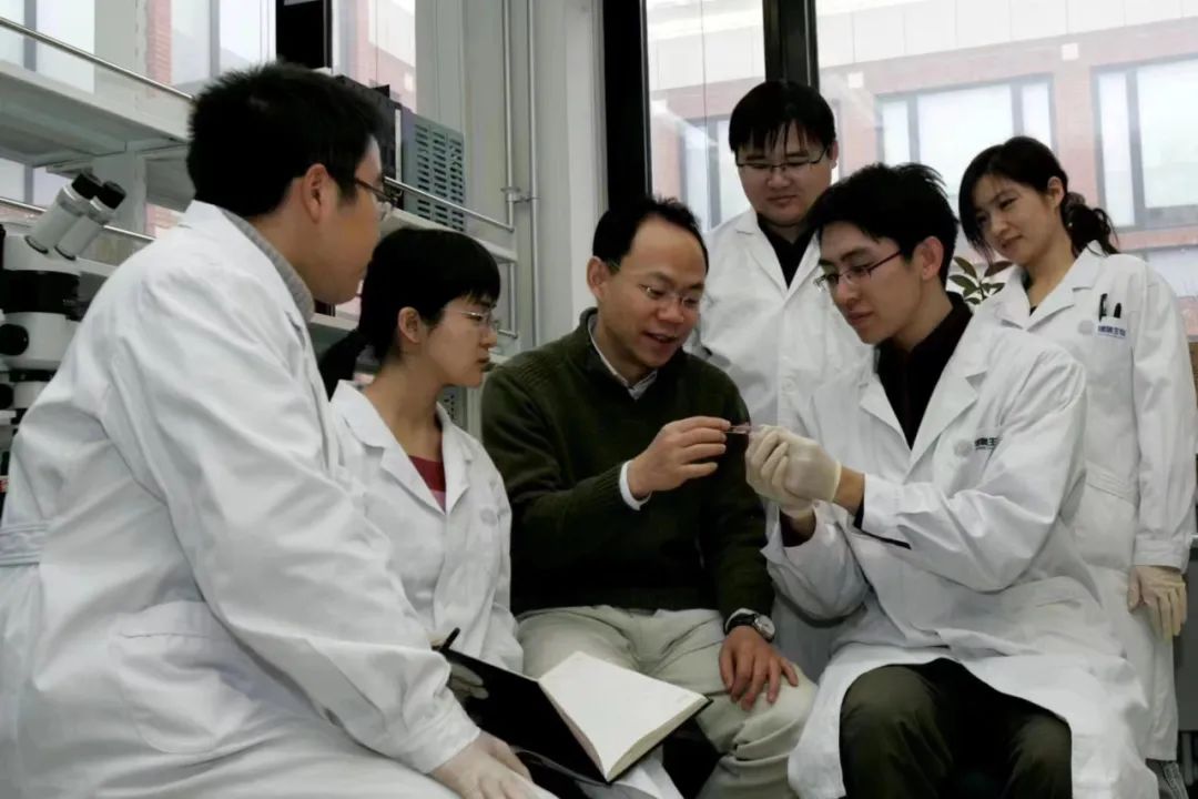 Beijing's "Most Beautiful Scientist" in 2023 - iNEWS