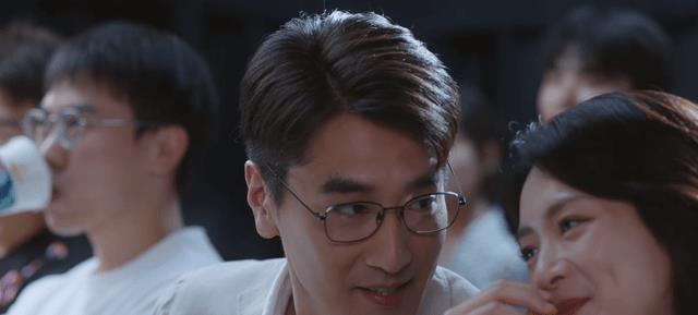 Hot pot carnival! Zhou Xiaofeng and Chen Yue are passionate, and their love lasts for two weeks ...