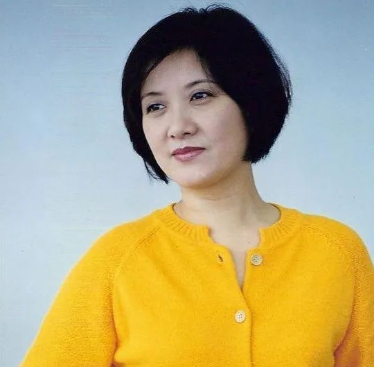 The daughter is more and more like Zhang Guoli, the divorce agreement ...