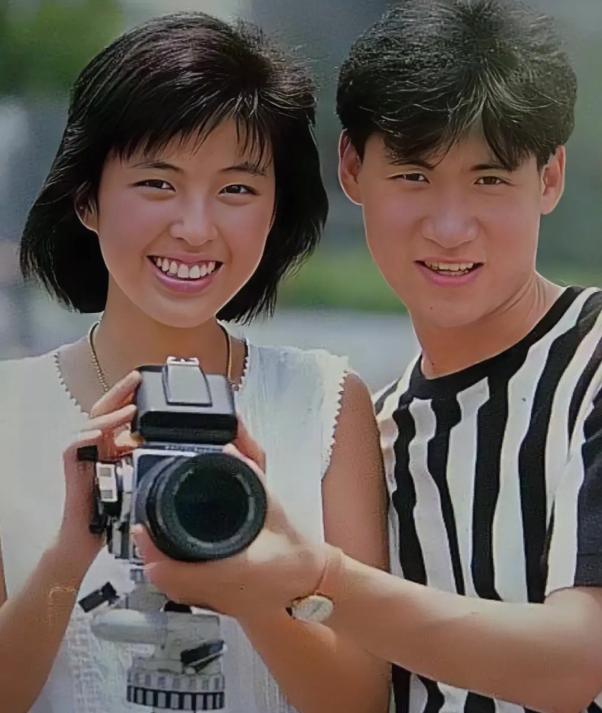 A woman with serious cleanliness has been doted on by Jacky Cheung for ...