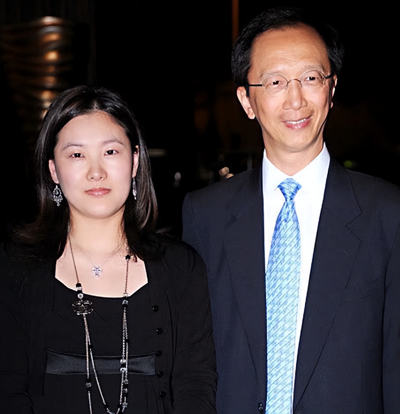 The God of Wealth in Hong Kong married Fu Mingxia, who was 26 years ...