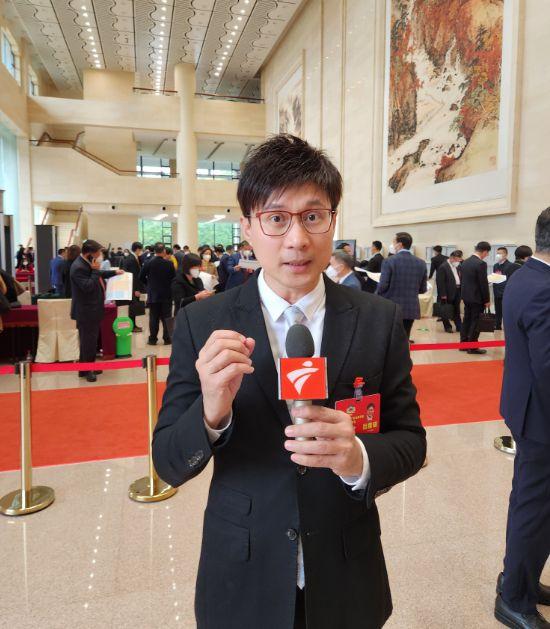The most popular host of Zhujiang TV in 30 years: Ren Yongquan and Wu ...