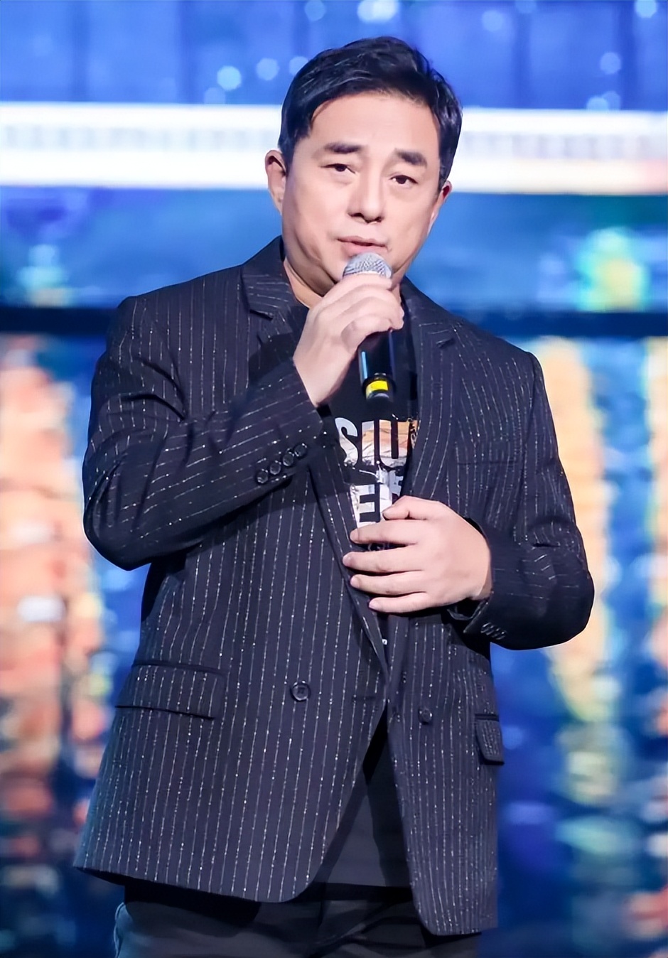 Reviews of Lu Fang's 20 Classic Cantonese Songs - iMedia