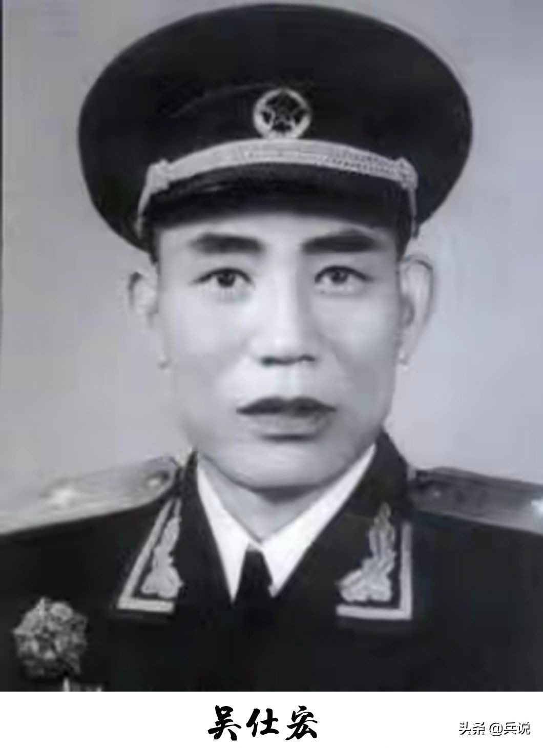 The female bandit leader is coquettish and charming, good at guerrilla ...