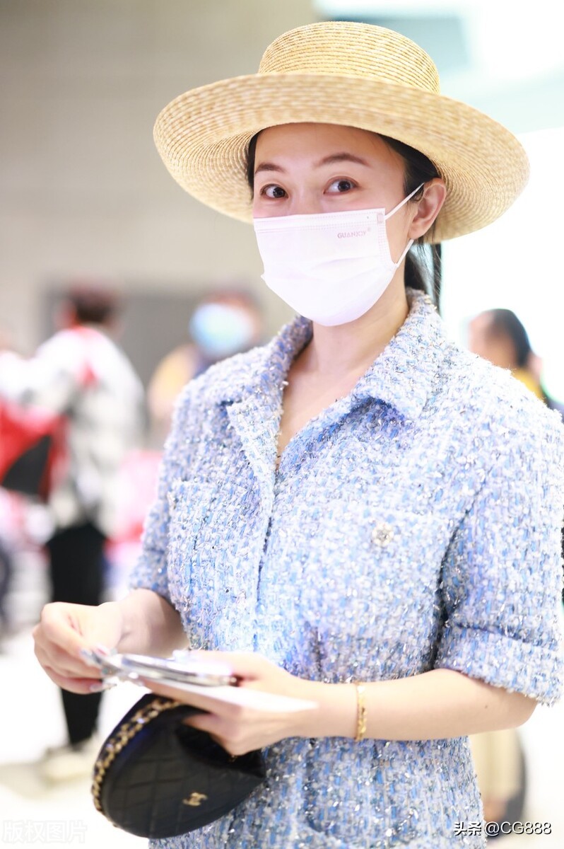 Huo Siyan and Du Jiang's couple appeared at Shanghai Hongqiao Airport ...