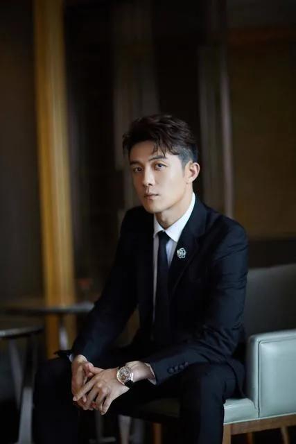 Li Zefeng said that he can not only play the villain of the track, but ...