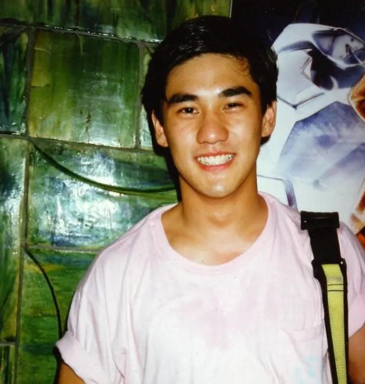 Personal relationship is chaotic and sleeps with 17 men, seamlessly ...