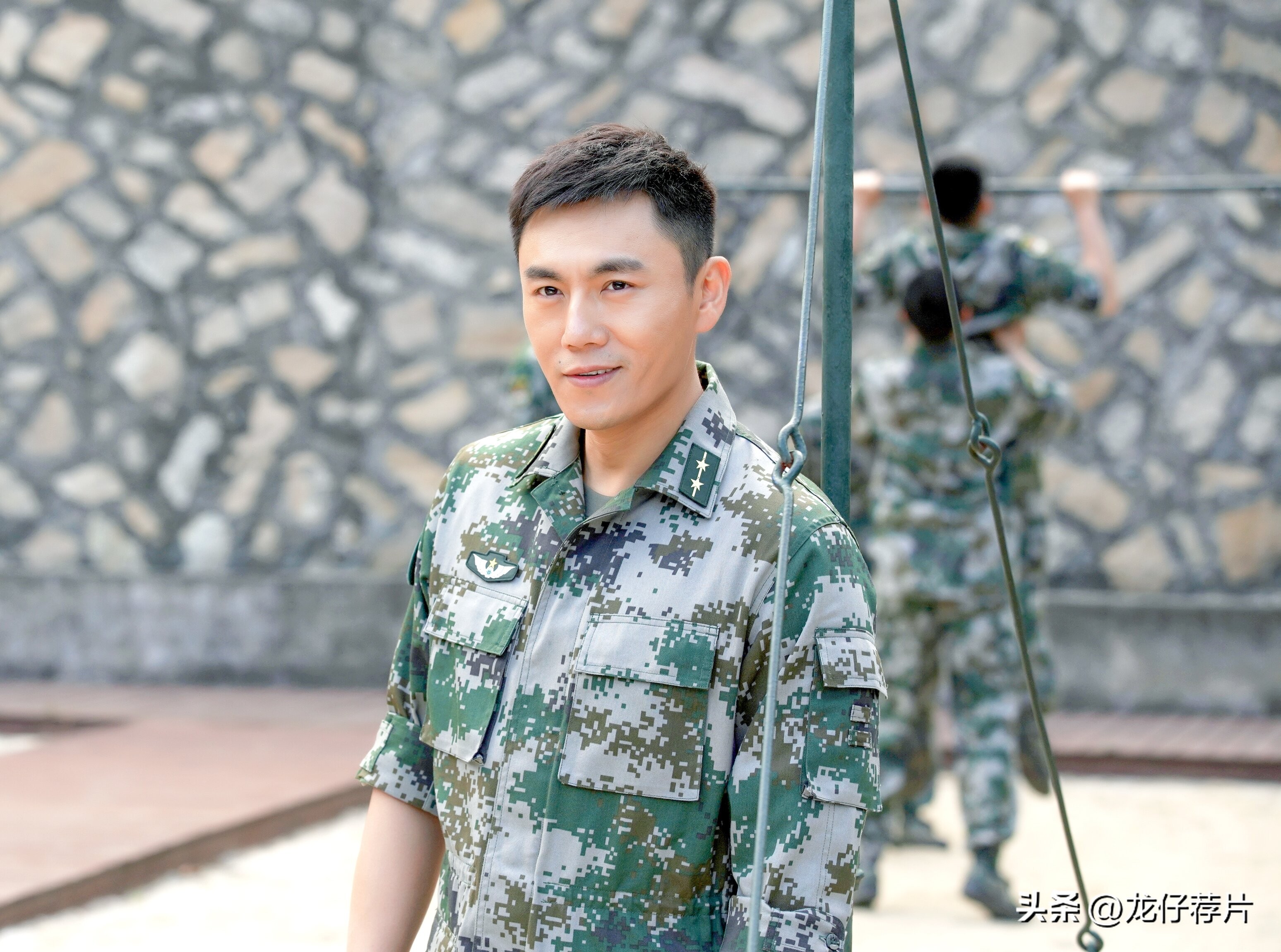 Qin Hao's 6-year backlog of military dramas, Wan Qian and Li Jiahang ...