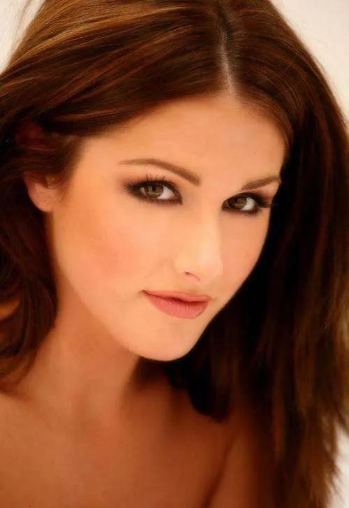 A group of supermodel Lucy Pinder (Lucy Pinder) exquisite atlas: Do you ...