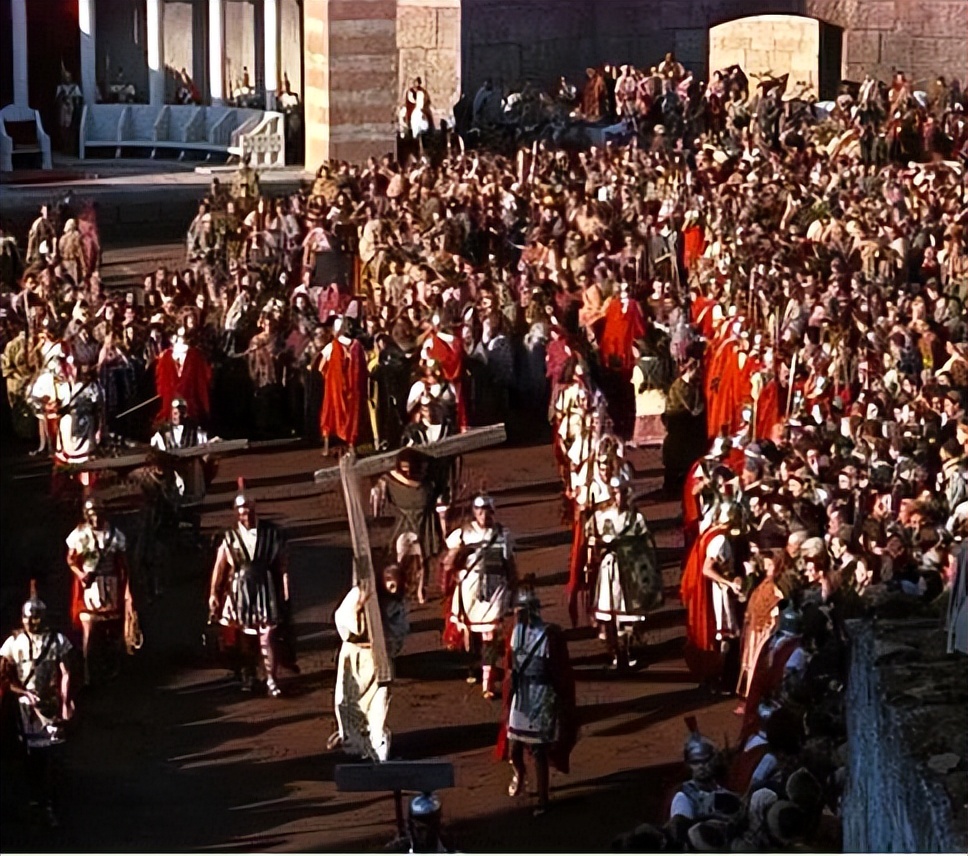 In the most glorious empire era in the West, how did the ancient Roman ...