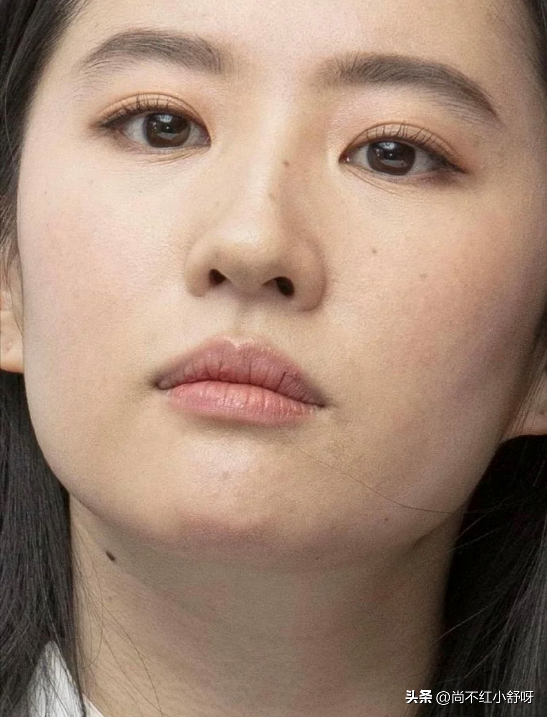 Liu Yifei is really self-willed, she will release the picture without P ...