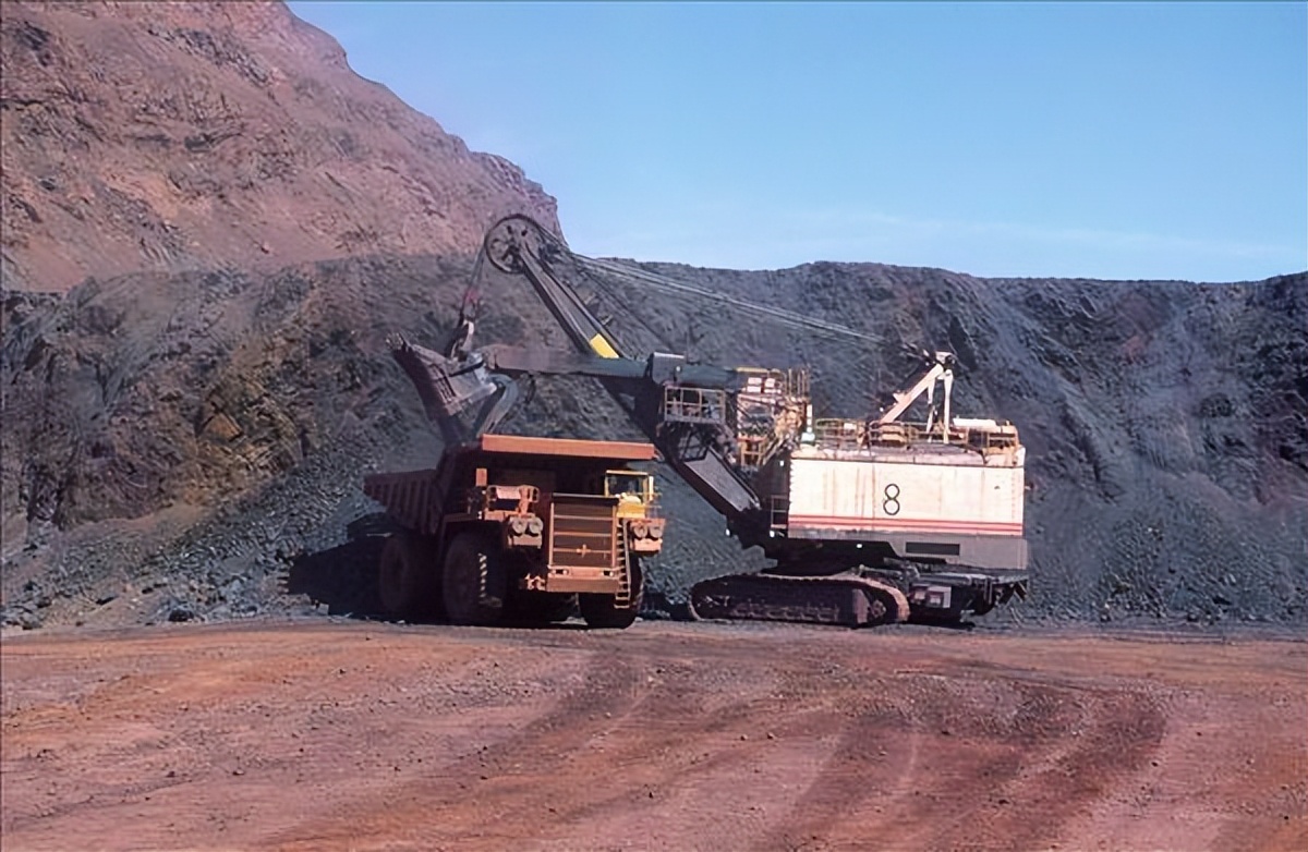 Geological exploration of how iron ore was mined in the Hesse region of ...