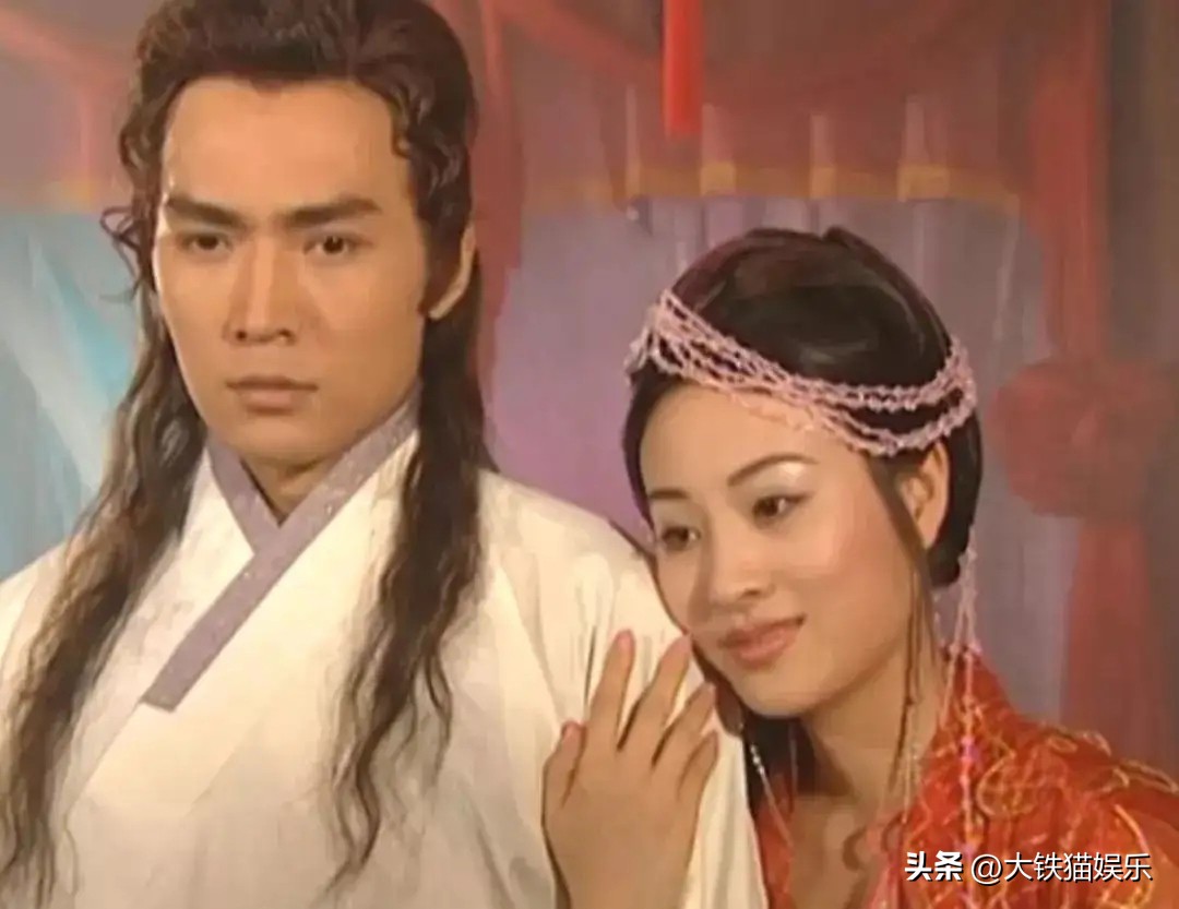 Playing "the first beauty" among a group of beauties can still be ...