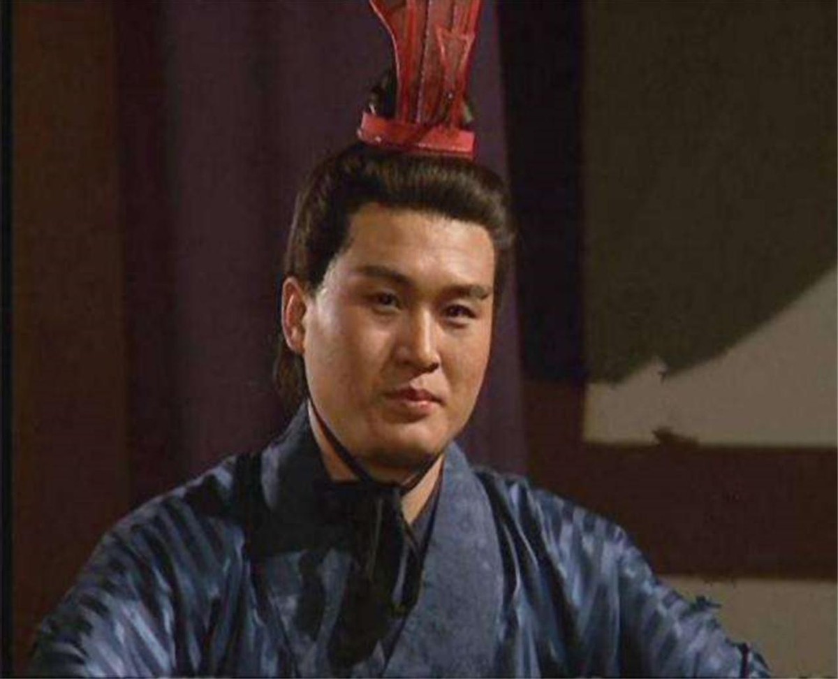 Who is better, Lu Xun or Zhuge Liang?According to the analysis of ...