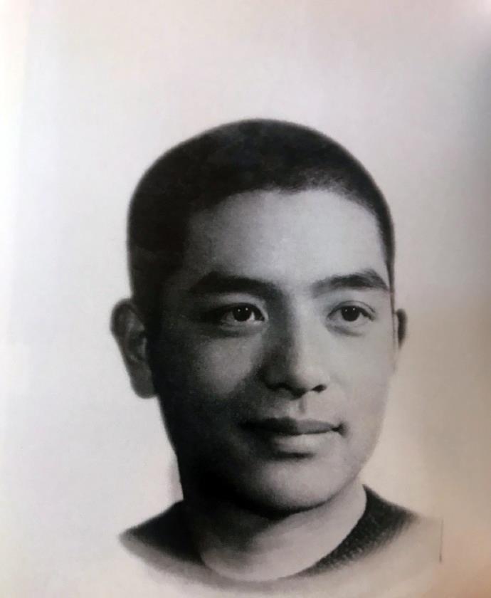 Another old actor from Beijing Film Studio passed away. He was handsome ...