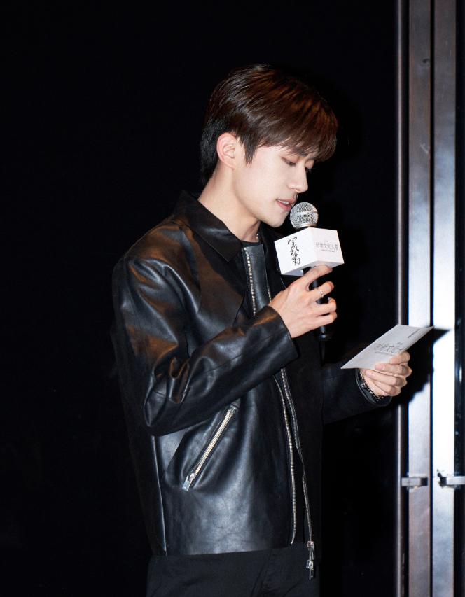 85-year-old Wu Yanshu and 60-year-old Mao Amin won the red carpet with ...