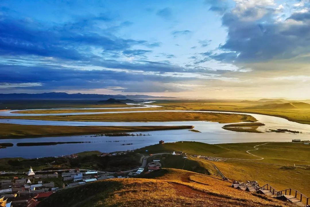 "The First Bend of Nine Songs of the Yellow River" "Beautiful Looking ...