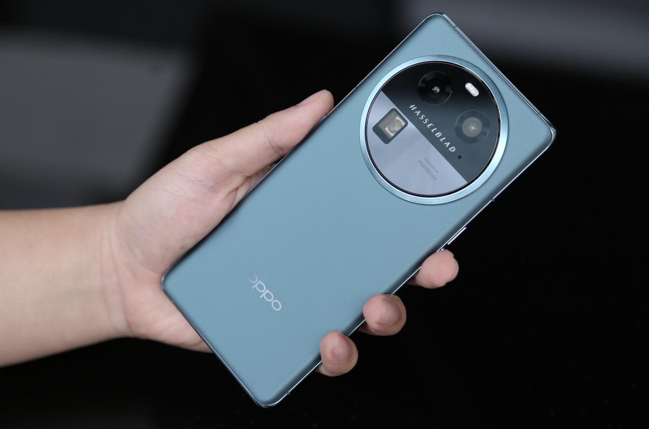 Are 4K mobile phones so cumbersome? The night scene portrait comes with ...