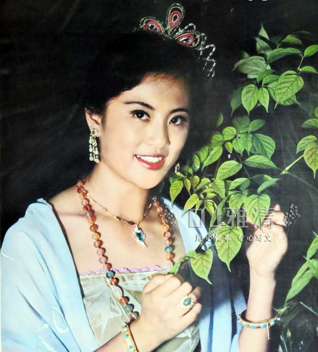 Wang Jiawei's ex-wife Deng Xing grew up beside Qin Yi, and now her 67 ...