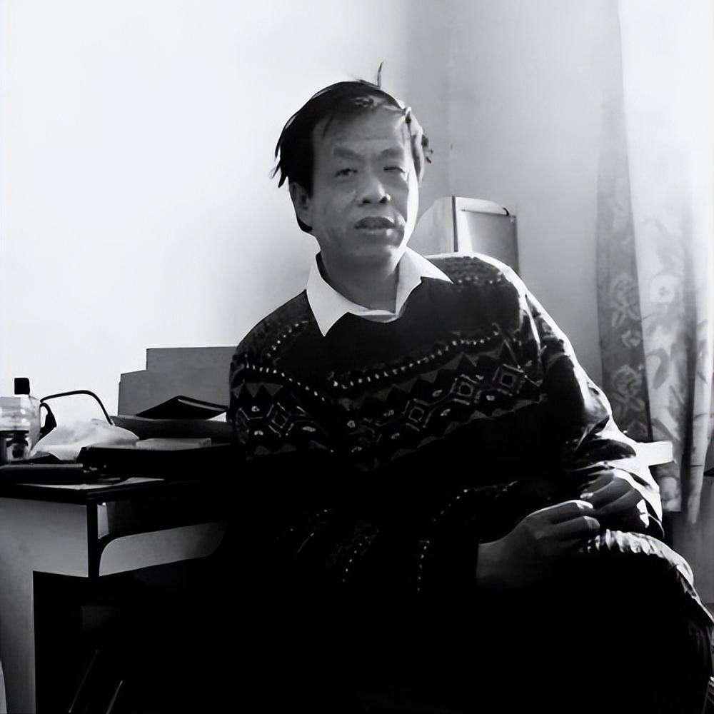 In the middle of the night 26 years ago, Wang Xiaobo died of illness ...