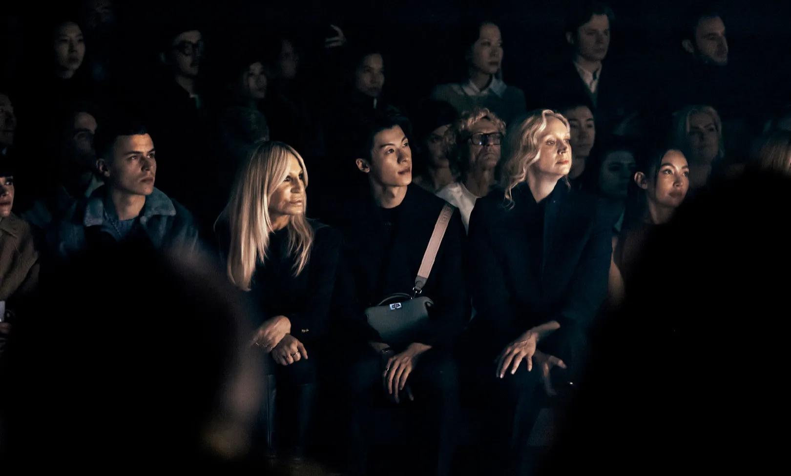 Photos of Zhou Xiaoqi in real life~ - iNEWS