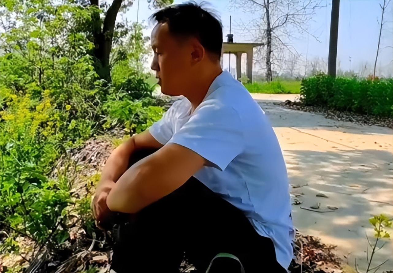 Du Xiaohua launched a live broadcast to bring kiwifruit, the state of ...