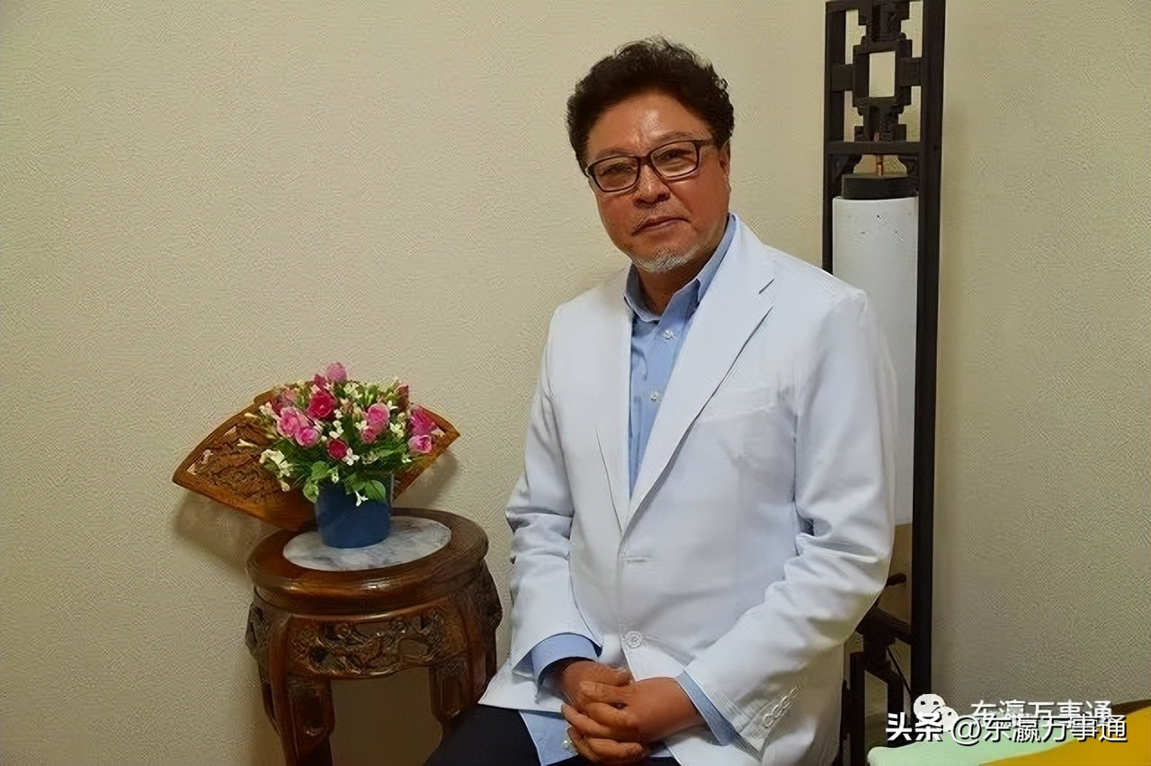 Great Physician Sincerity: Acupuncturist He Wei Hanging Pots to Help ...