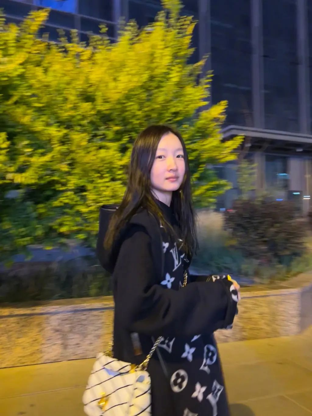 One actress and one top-notch, are they worthy? - iMedia