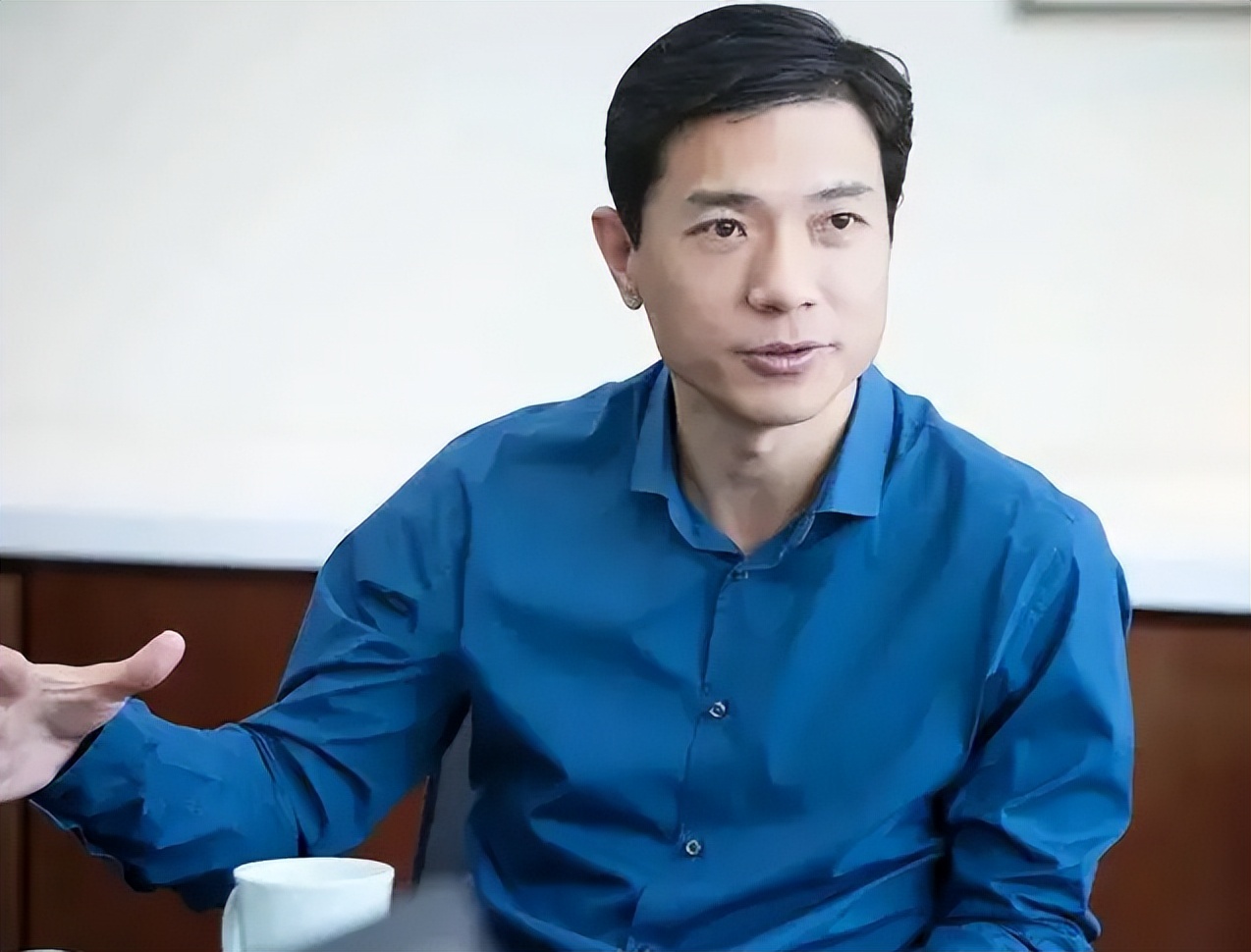 The founder of Baidu, who is worth 125 billion yuan - Robin Li - iNEWS