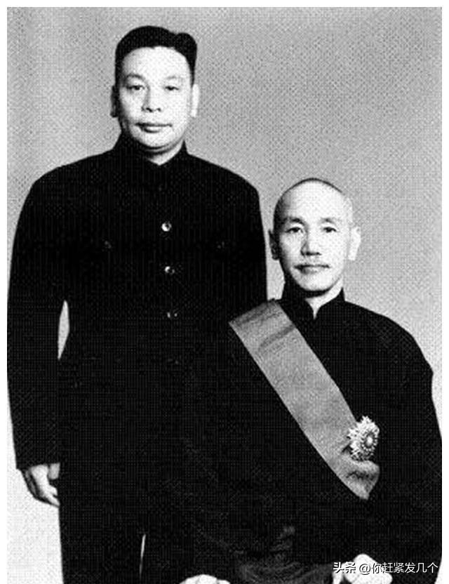 Tang Enbo, a Kuomintang general, was beaten up in public by Chiang Kai ...