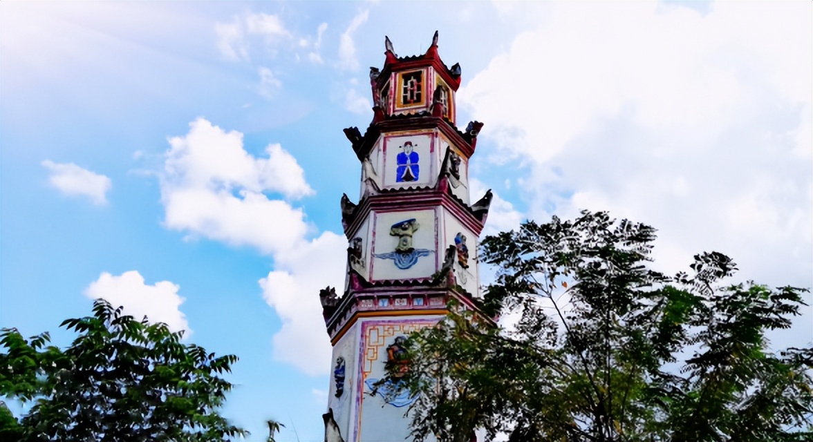 Meet Lingxiu Xihe - iNEWS