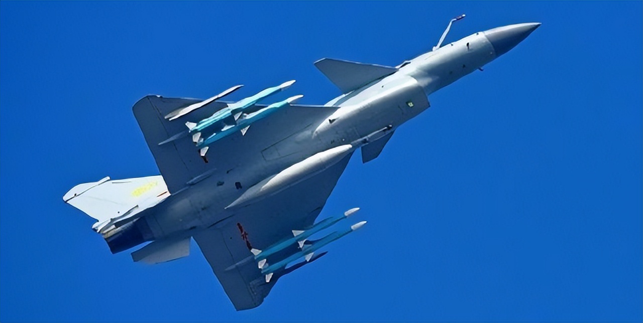 J-10C fighter, F16V fighter, the latest light fighter of China and the ...