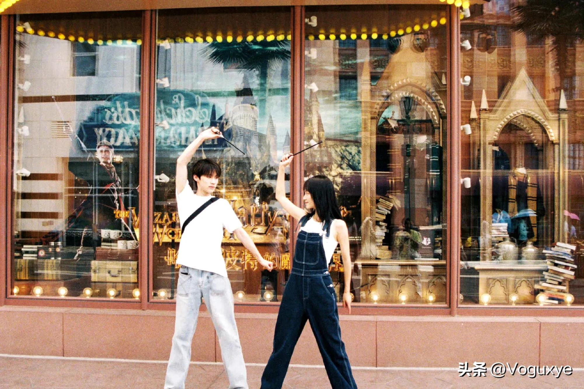 Bian Tianyang & Jiang Zhinan - iMedia