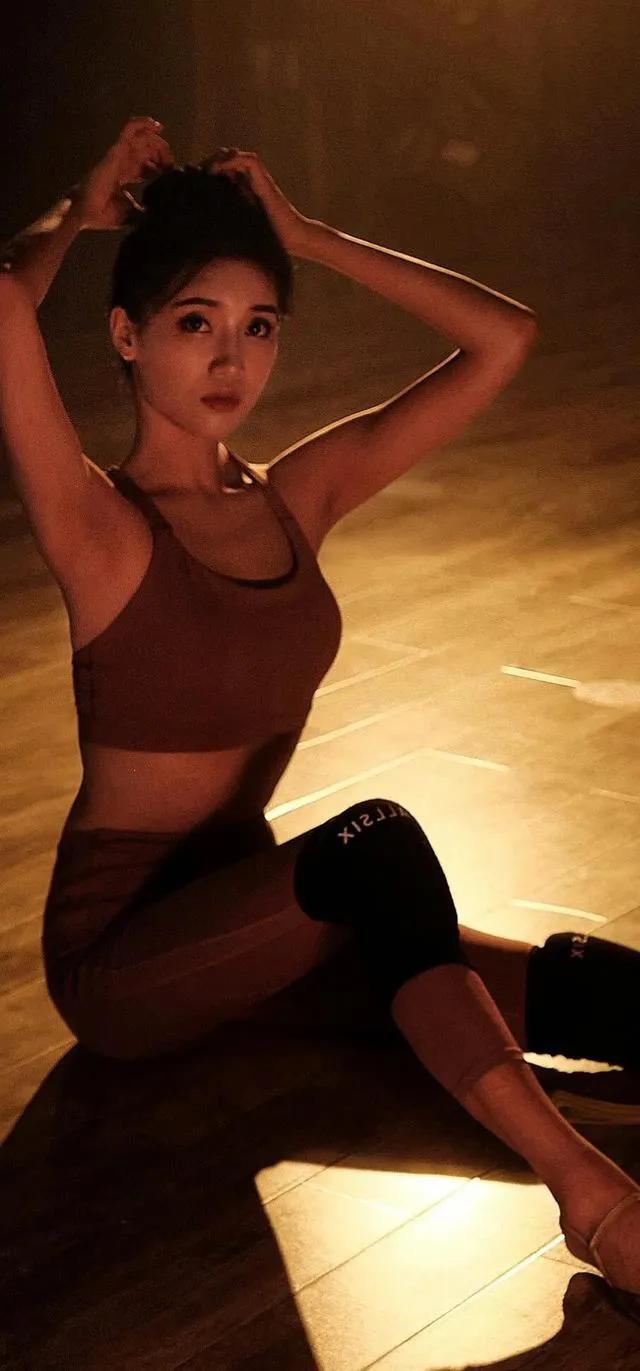 Star Wallpapers - Shu Siyao Issue 640 - iMedia