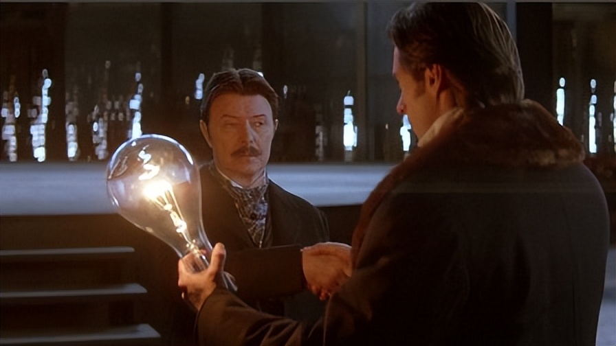 The camouflage and deception of friends, the two magicians fell into ...