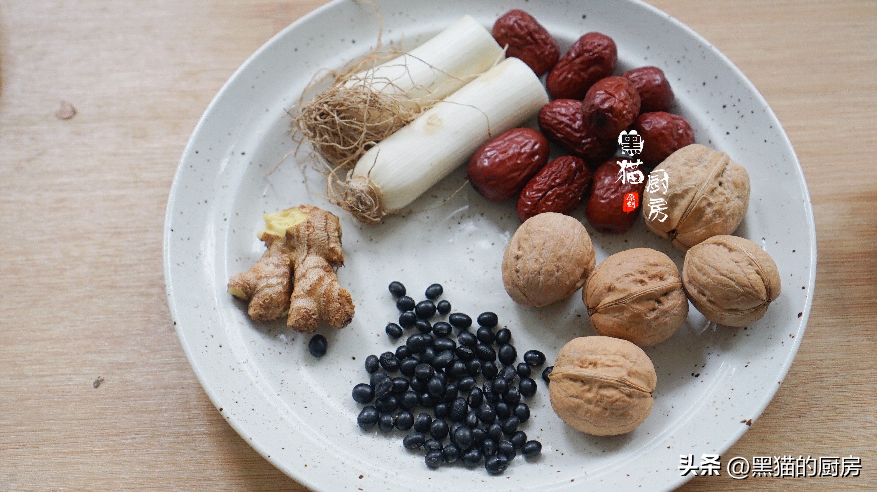 The 95-year-old grandma knows the summer "five tiger soup", the ...