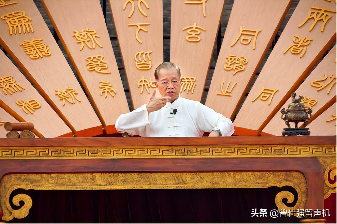 "Full River Red" hits theaters, laymen watch the excitement, experts ...