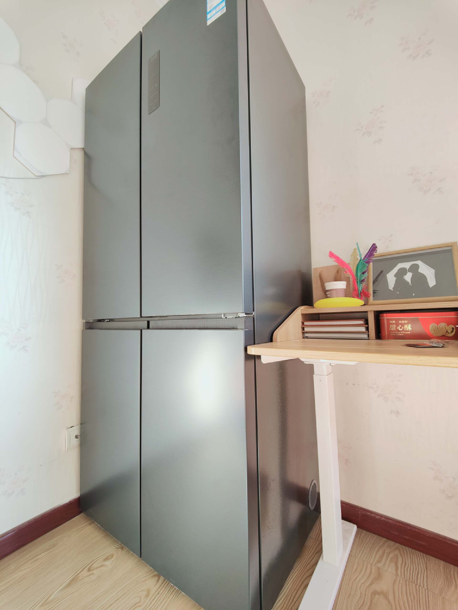 How about the TCL ultra-thin zero-embedded refrigerator T9, which is a ...