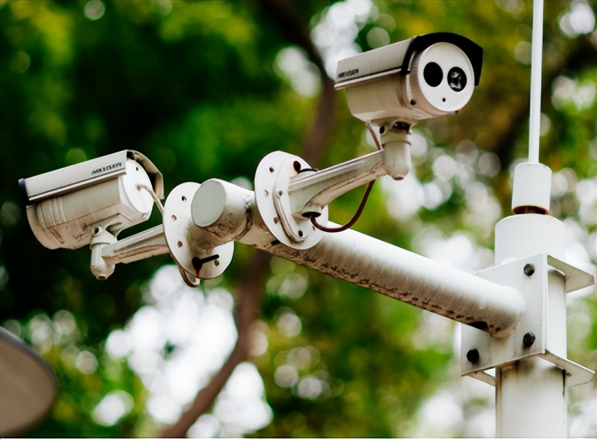 "Comprehensive calculation integrated" face capture algorithm - iNEWS