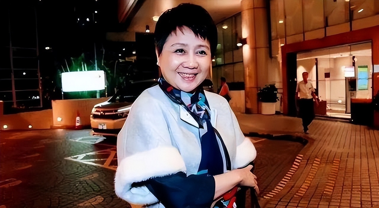 Angie Liang, the fourth wife of the gambling king Stanley Ho, who is 39 ...