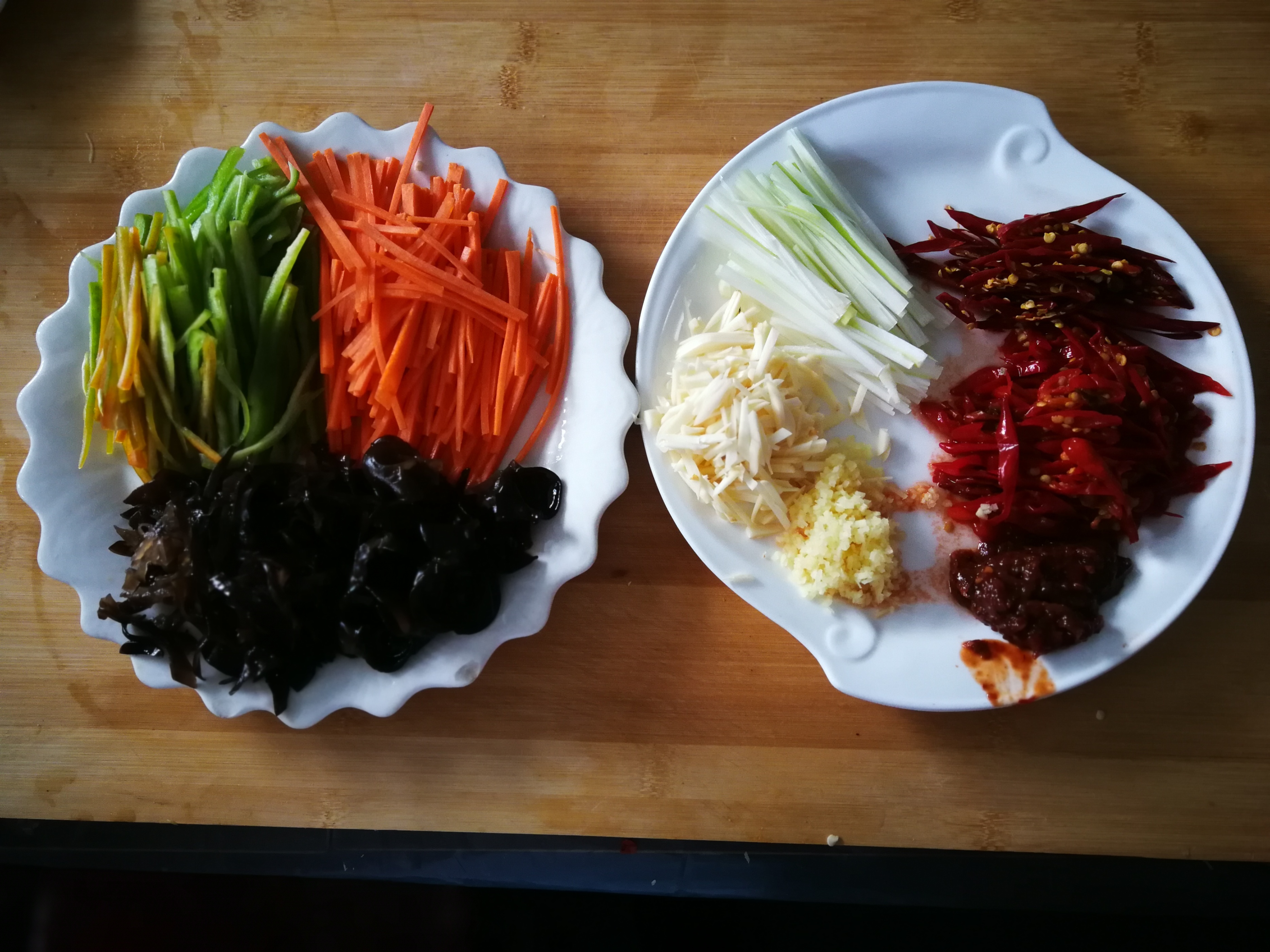 There is no fish in the world-renowned Sichuan famous dish Yuxiang ...