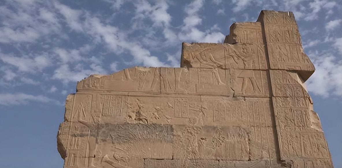 What factors contributed to the decline of the Egyptian Empire? - iNEWS