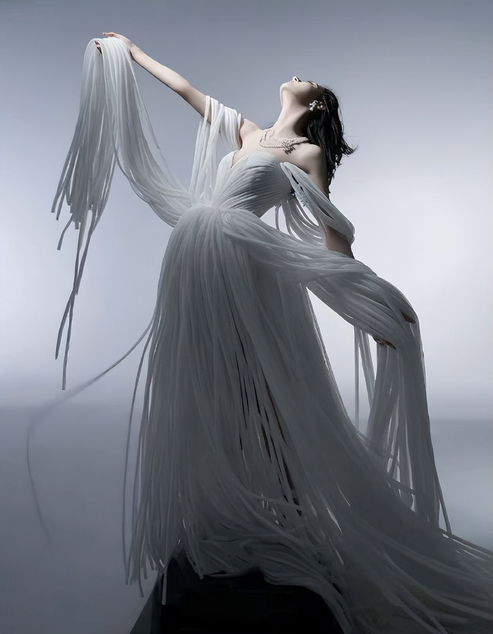 Di Ali Gerba incarnates art!On the cover of the October issue of ...