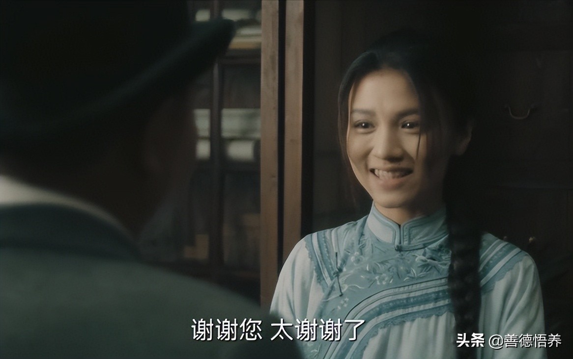 "Life Is Like First Seen": Li Xian and other actors show chest muscles ...